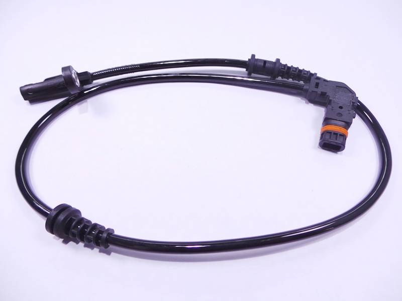 ABS wheel speed sensor front Mercedes W204C class for sales in Malaysia